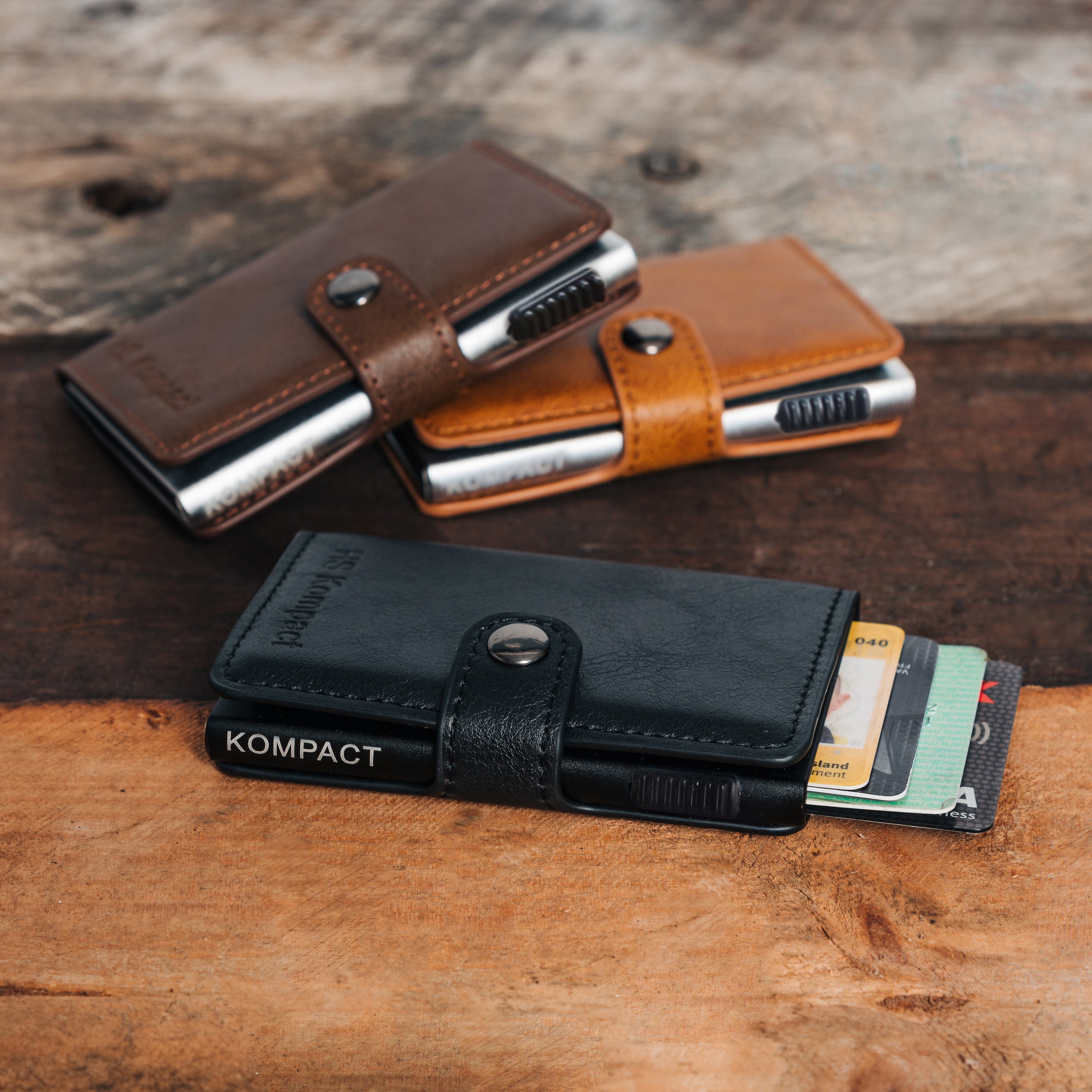 Kompact Dark– HS Kompact