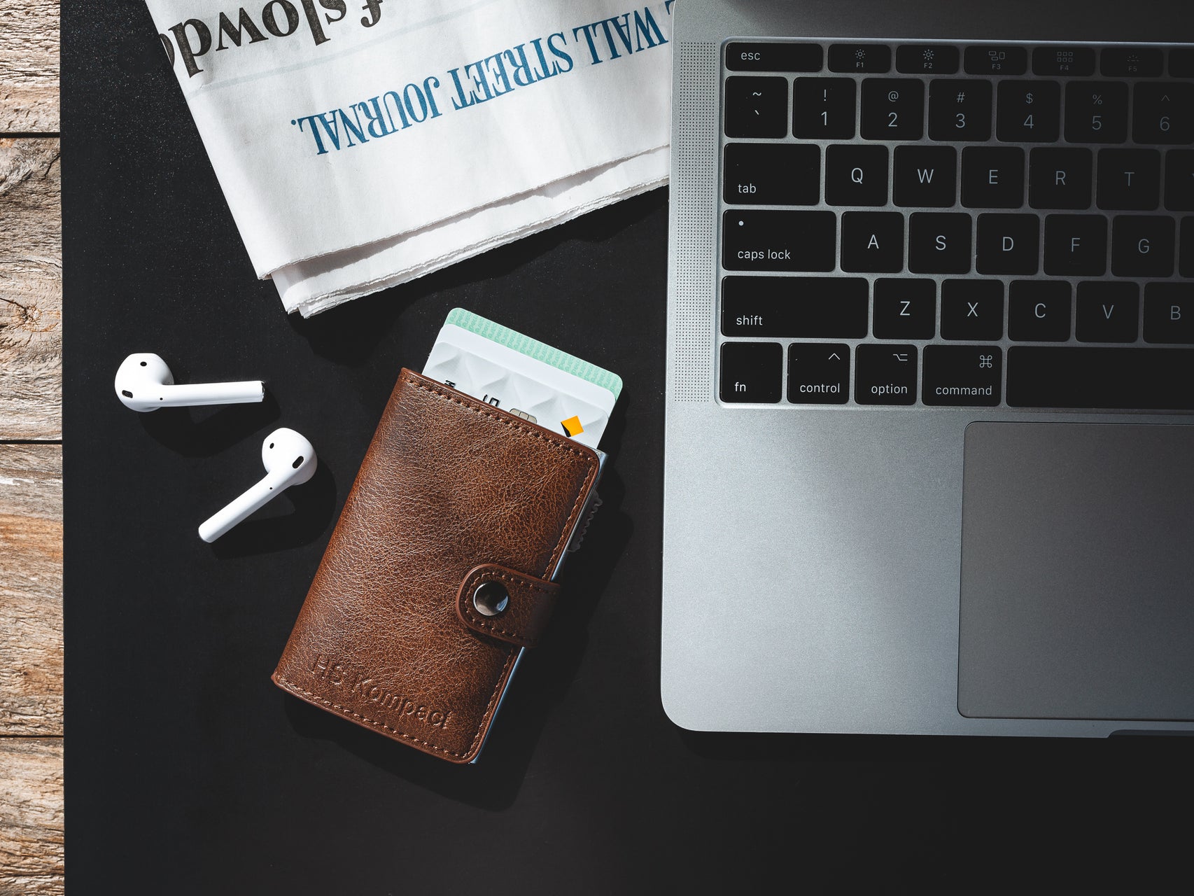 Introducing the HS Kompact Wallet